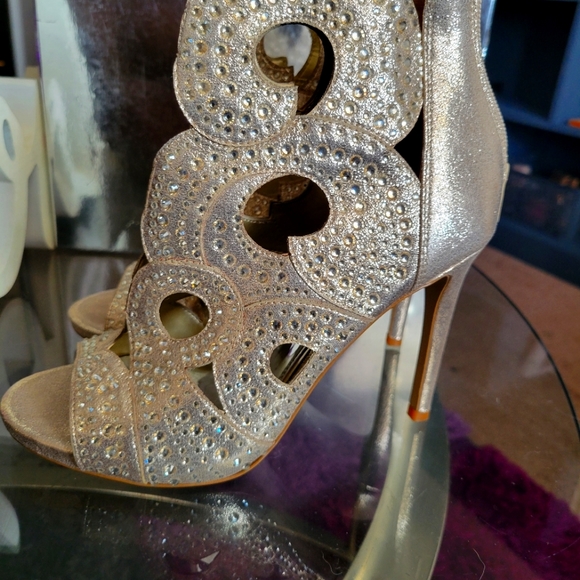 Gianni Bini | Shoes | Gold Sparkling Booties | Poshmark